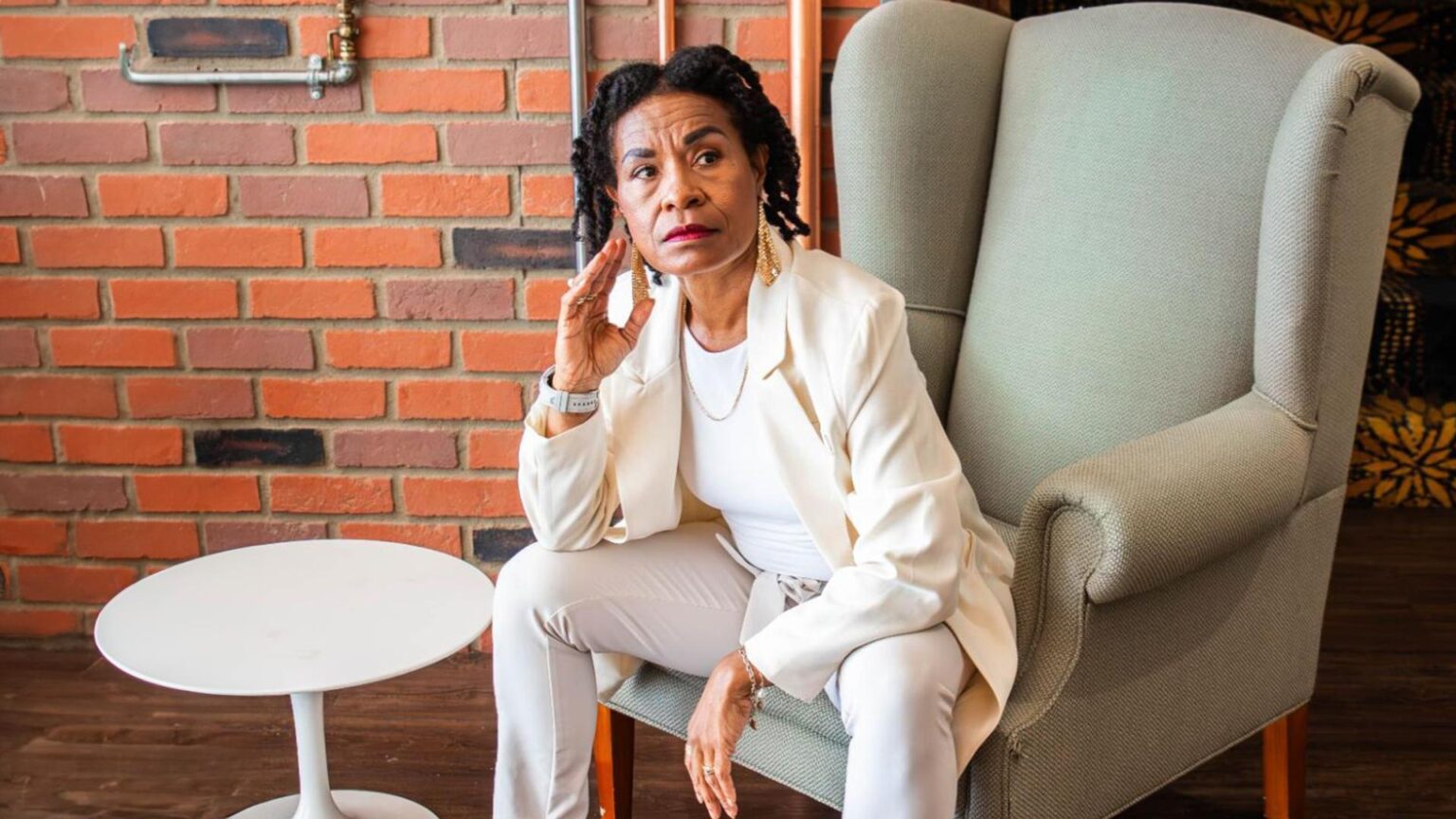 How Lydia Clancy Went From Pilot To Motivational Speaker » REDx Magazine